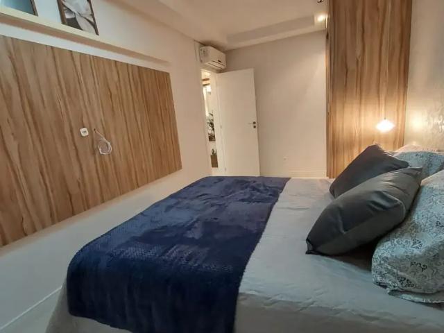 Apartamento para Venda em Balneário Camboriú/SC Centro 2 Quartos