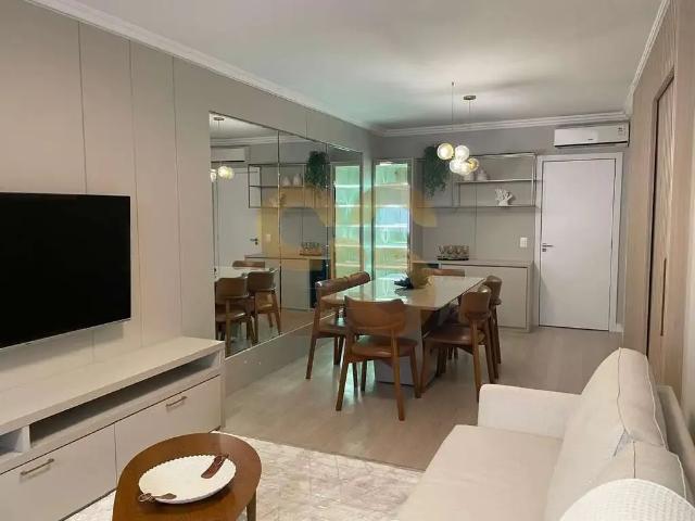 Apartamento para Venda em Balneário Camboriú/SC Centro 2 Quartos