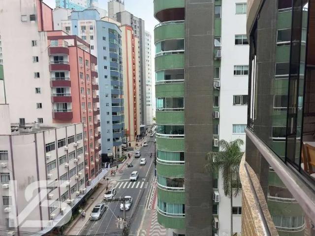 Apartamento para Venda em Balneário Camboriú/SC Centro 2 Quartos
