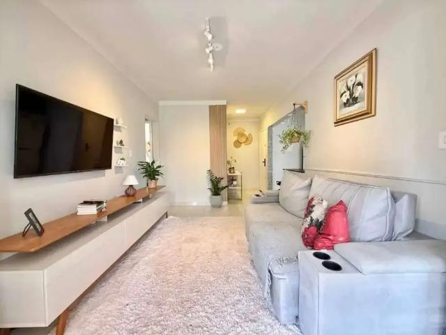 Apartamento para Venda em Balneário Camboriú/SC Centro 2 Quartos