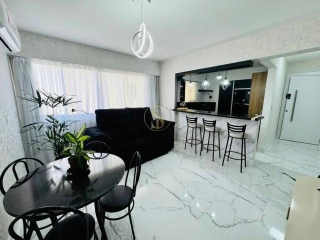 Apartamento para Venda em Balneário Camboriú/SC Centro 2 Quartos