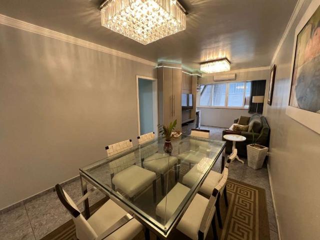 Apartamento para Venda em Balneário Camboriú/SC Centro 2 Quartos