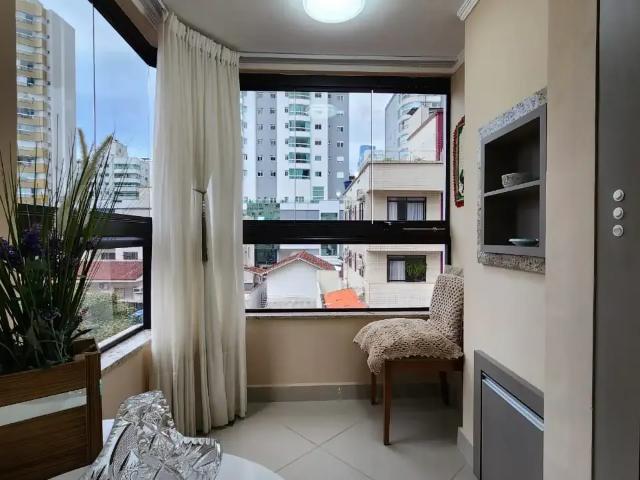 Apartamento para Venda em Balneário Camboriú/SC Centro 2 Quartos