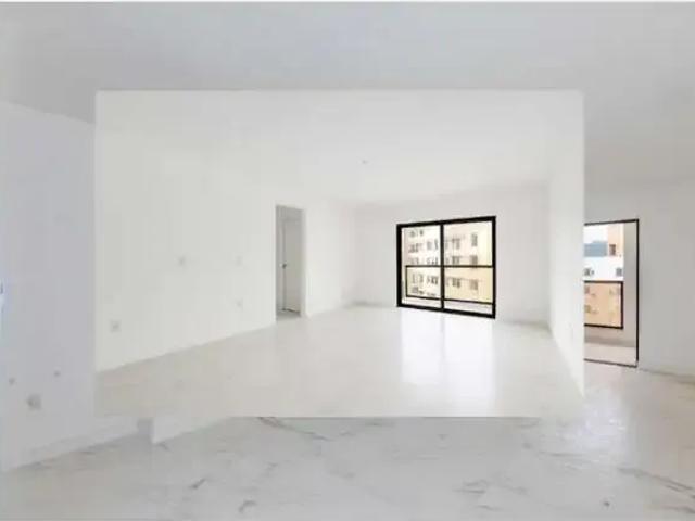 Apartamento para Venda em Balneário Camboriú/SC Centro 2 Quartos