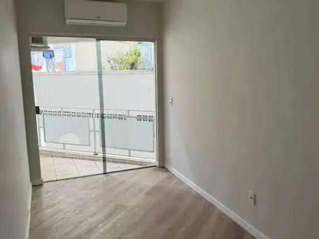 Apartamento para Venda em Balneário Camboriú/SC Centro 2 Quartos