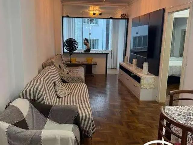 Apartamento para Venda em Balneário Camboriú/SC Centro 2 Quartos