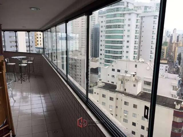 Apartamento para Venda em Balneário Camboriú/SC Centro 2 Quartos