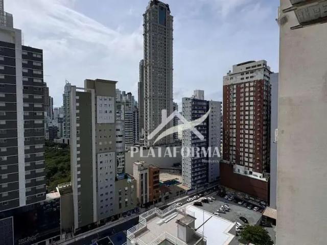 Apartamento para Venda em Balneário Camboriú/SC Centro 2 Quartos