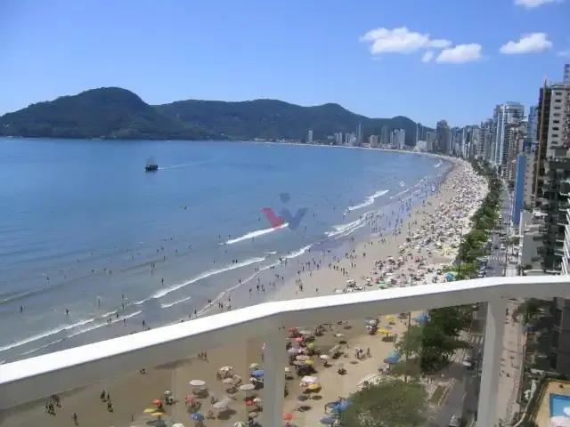 Apartamento para Venda em Balneário Camboriú/SC Centro 2 Quartos