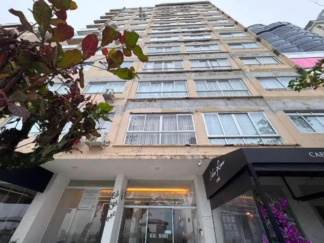 Apartamento para Venda em Balneário Camboriú/SC Centro 2 Quartos