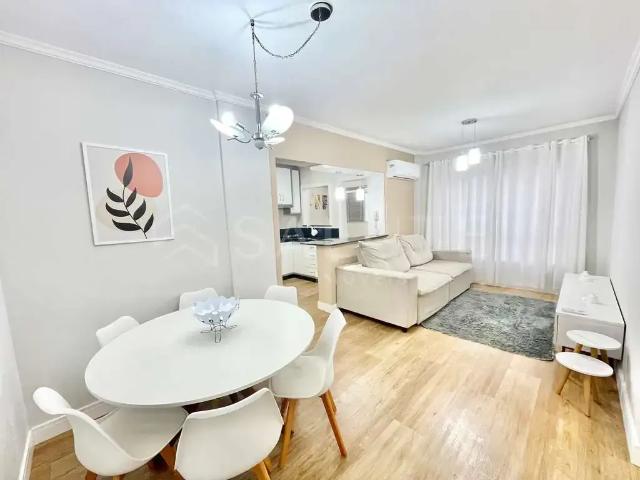 Apartamento para Venda em Balneário Camboriú/SC Centro 2 Quartos