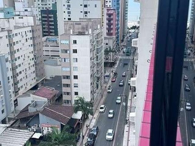 Apartamento para Venda em Balneário Camboriú/SC Centro 2 Quartos