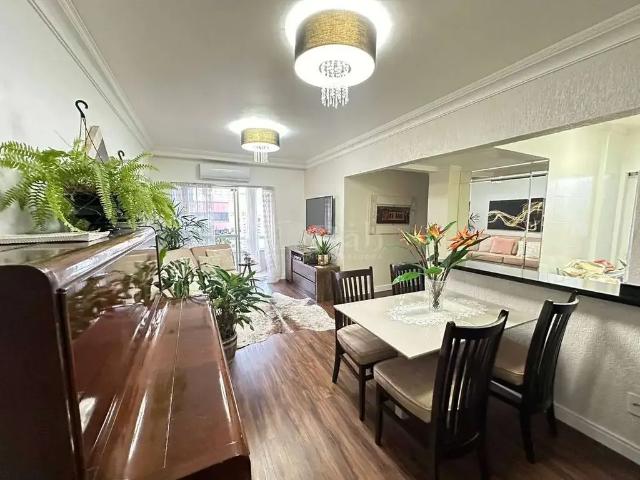 Apartamento para Venda em Balneário Camboriú/SC Centro 2 Quartos