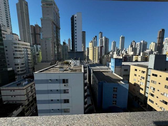 Apartamento para Venda em Balneário Camboriú/SC Centro 2 Quartos