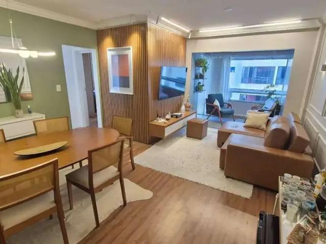 Apartamento para Venda em Balneário Camboriú/SC Centro 2 Quartos