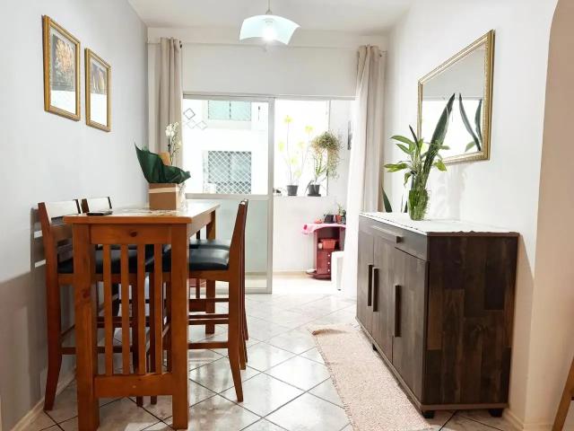 Apartamento para Venda em Balneário Camboriú/SC Centro 2 Quartos