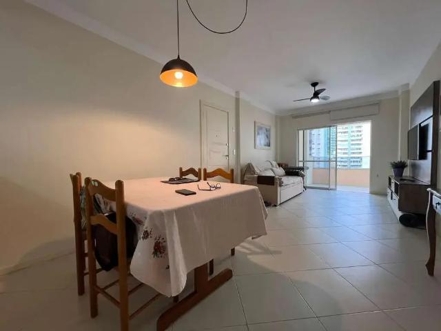 Apartamento para Venda em Balneário Camboriú/SC Centro 2 Quartos