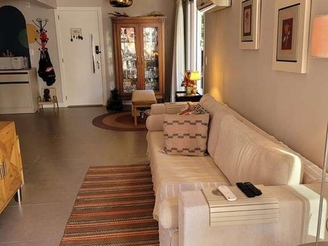Apartamento para Venda em Balneário Camboriú/SC Centro 2 Quartos