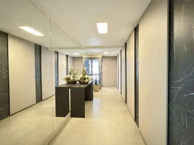 Apartamento para Venda em Balneário Camboriú/SC Centro 2 Quartos