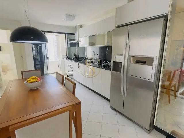 Apartamento para Venda em Balneário Camboriú/SC Centro 2 Quartos