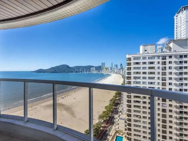 Apartamento para Venda em Balneário Camboriú/SC Centro 2 Quartos