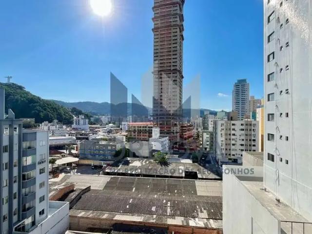 Apartamento para Venda em Balneário Camboriú/SC Centro 2 Quartos