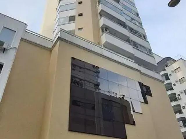 Apartamento para Venda em Balneário Camboriú/SC Centro 3 Quartos