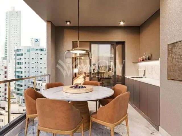 Apartamento para Venda em Balneário Camboriú/SC Centro 3 Quartos