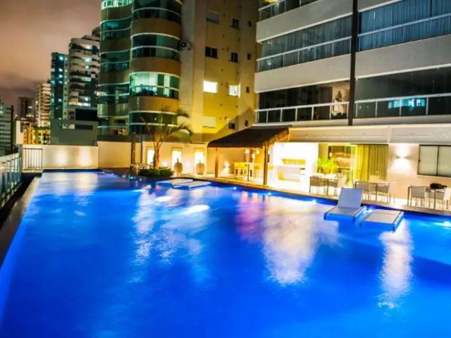 Apartamento para Venda em Balneário Camboriú/SC Centro 3 Quartos