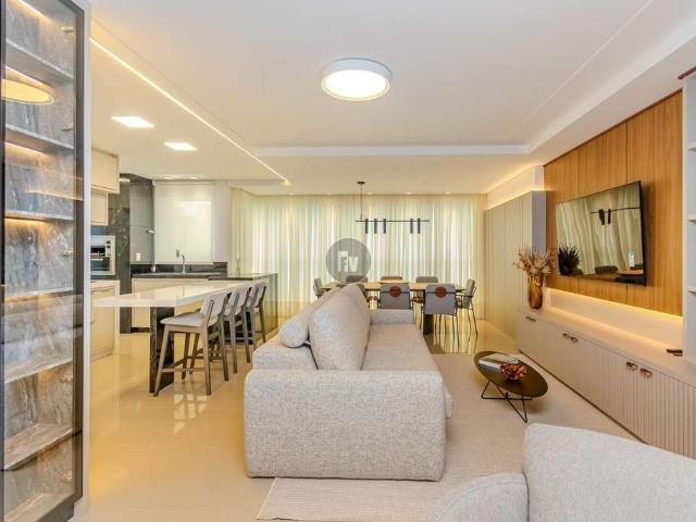 Apartamento para Venda em Balneário Camboriú/SC Centro 3 Quartos