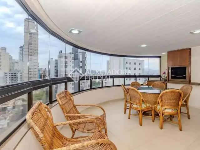 Apartamento para Venda em Balneário Camboriú/SC Centro 3 Quartos