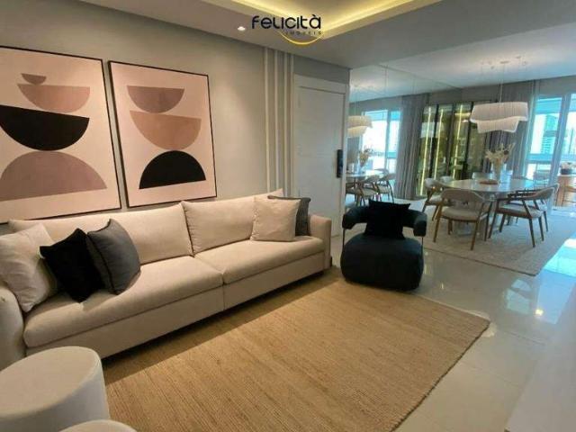 Apartamento para Venda em Balneário Camboriú/SC Centro 3 Quartos
