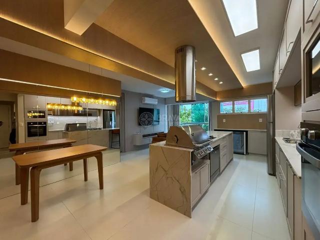 Apartamento para Venda em Balneário Camboriú/SC Centro 3 Quartos