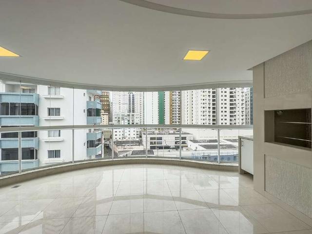 Apartamento para Venda em Balneário Camboriú/SC Centro 3 Quartos