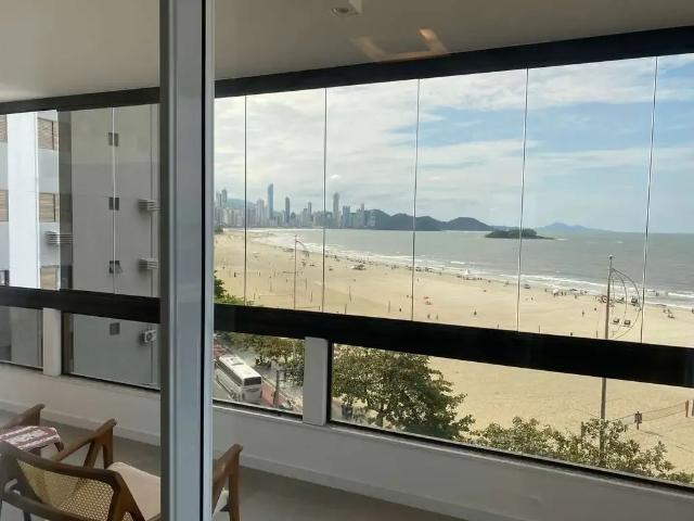 Apartamento para Venda em Balneário Camboriú/SC Centro 3 Quartos