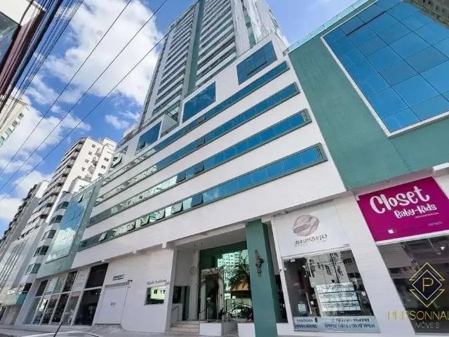 Apartamento para Venda em Balneário Camboriú/SC Centro 3 Quartos