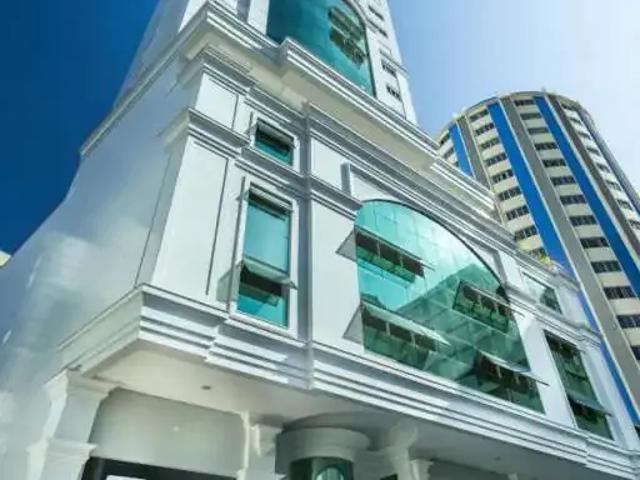 Apartamento para Venda em Balneário Camboriú/SC Centro 3 Quartos
