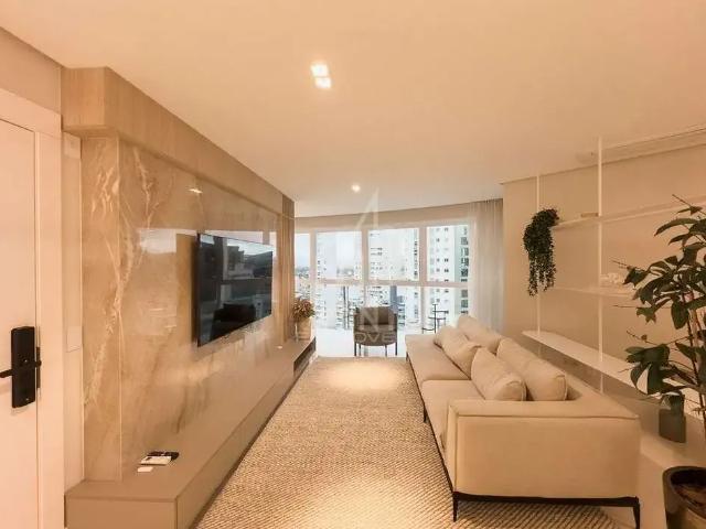 Apartamento para Venda em Balneário Camboriú/SC Centro 3 Quartos