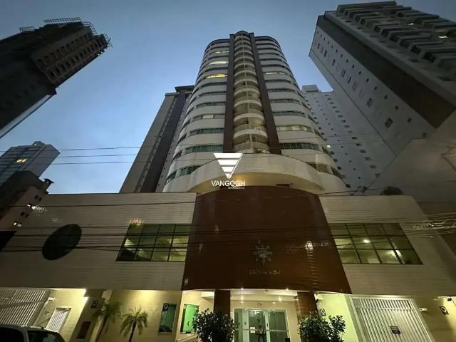 Apartamento para Venda em Balneário Camboriú/SC Centro 3 Quartos