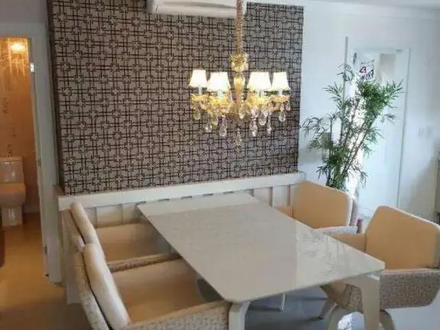 Apartamento para Venda em Balneário Camboriú/SC Centro 3 Quartos