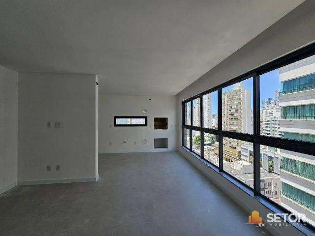 Apartamento para Venda em Balneário Camboriú/SC Centro 3 Quartos