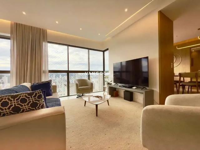 Apartamento para Venda em Balneário Camboriú/SC Centro 3 Quartos