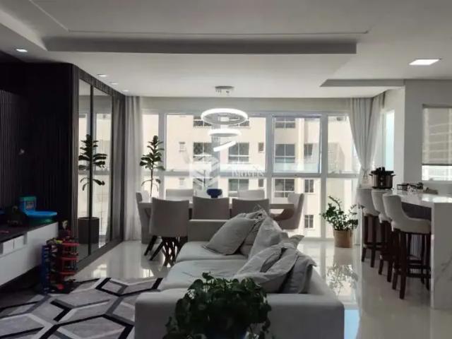 Apartamento para Venda em Balneário Camboriú/SC Centro 3 Quartos