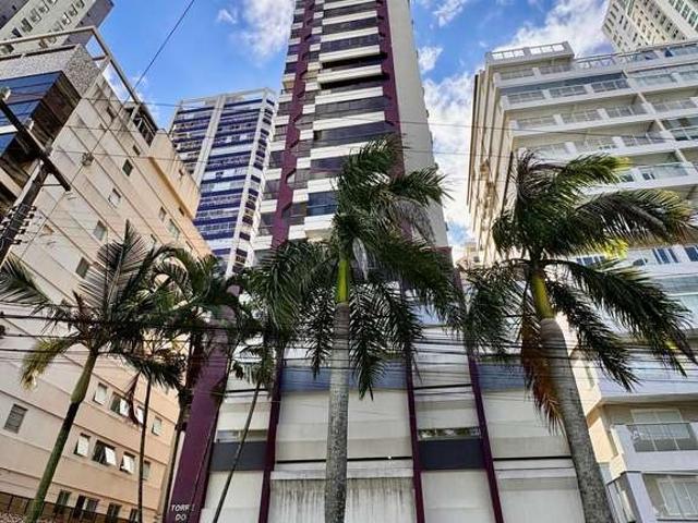 Apartamento para Venda em Balneário Camboriú/SC Centro 3 Quartos
