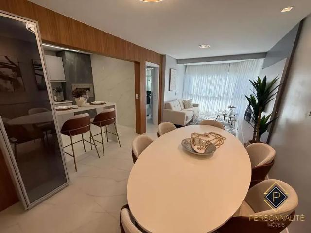 Apartamento para Venda em Balneário Camboriú/SC Centro 3 Quartos