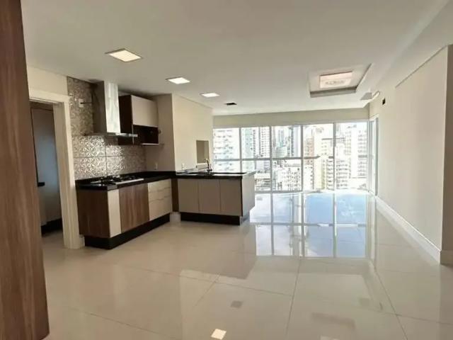 Apartamento para Venda em Balneário Camboriú/SC Centro 3 Quartos
