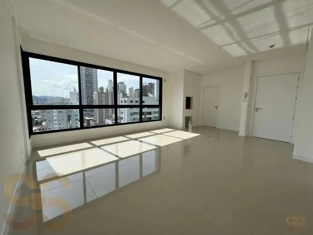 Apartamento para Venda em Balneário Camboriú/SC Centro 3 Quartos