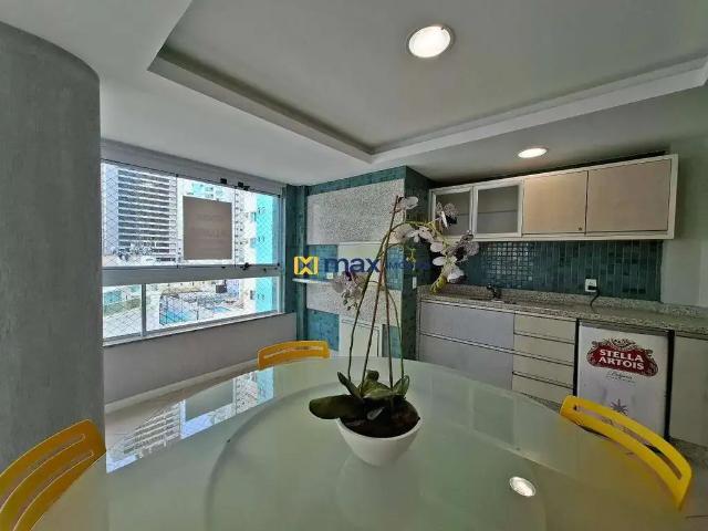 Apartamento para Venda em Balneário Camboriú/SC Centro 3 Quartos