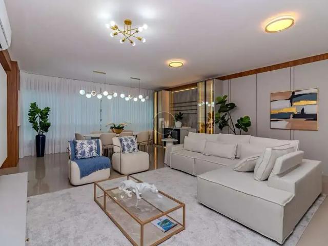 Apartamento para Venda em Balneário Camboriú/SC Centro 3 Quartos
