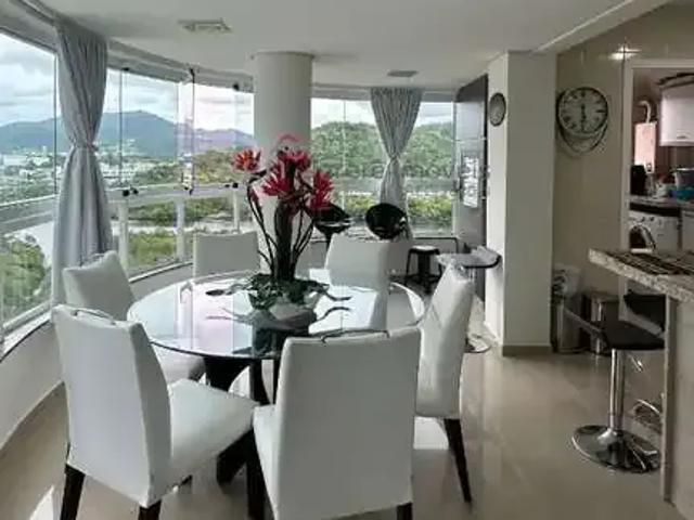 Apartamento para Venda em Balneário Camboriú/SC Centro 3 Quartos